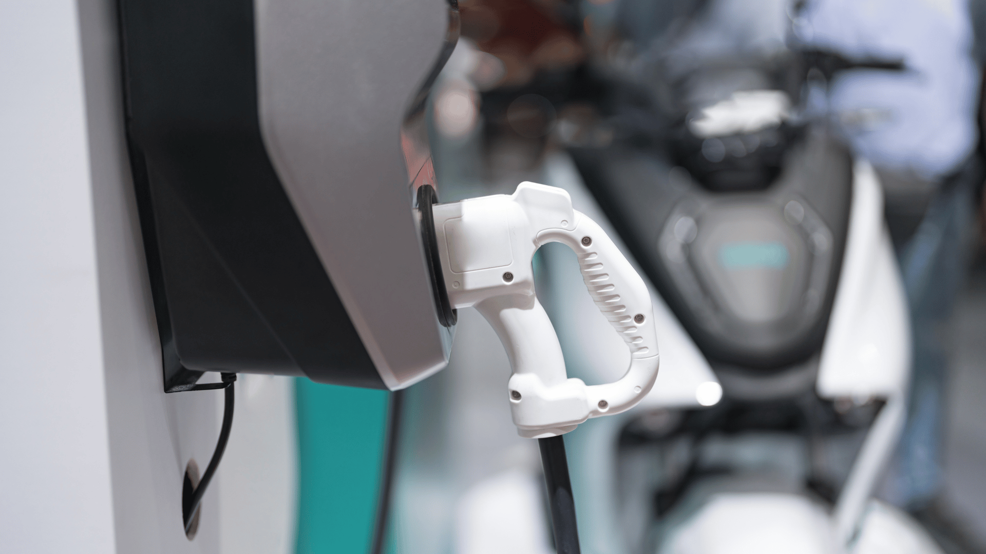 Two Key Changes Needed for Electric Vehicles to Dominate Powersports ...